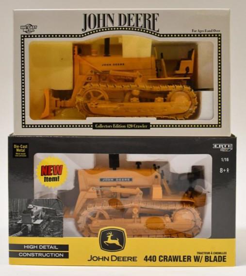 1/16 Ertl John Deere 440 & 420 Crawlers W/ Blades