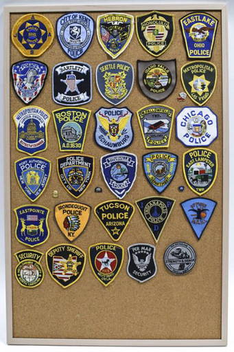 Lot Of 30 Police & Sheriff Patches