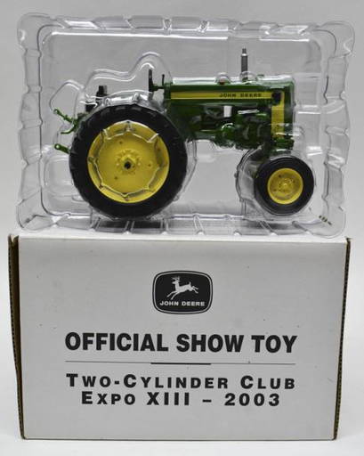 1/16 Ertl John Deere Model 420 V Tractor
