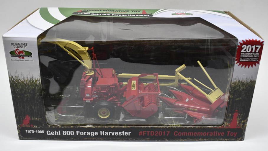 1/16 Speccast Gehl 800 Forage Harvester W/ Heads