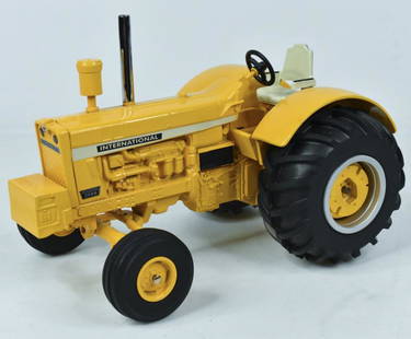 1/16 Precision Eng. Ih 2856 Industrial Tractor