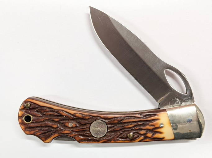 Remington Lock Back Folding Knife Spyderco R17