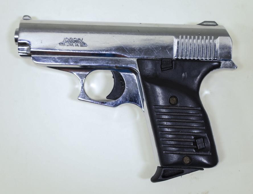 Lorcin Model L380 Semi-Automatic .380 Auto Pistol (#0225) on Jan 08 ...