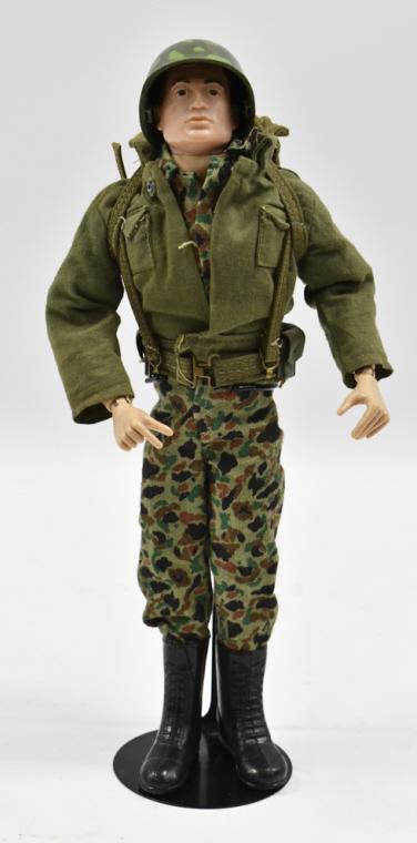 Vintage Hasbro Gi Joe Paratrooper W Parachute Pack