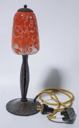 Vintage Daum Nancy Signed Art Glass Cameo Lamp (#4546) on Jan 07, 2023 ...