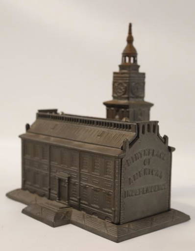 1976 Independence Hall Cast Iron Building Bank (#4569) on Jan 07, 2023 | Kraft Auction Service in IN