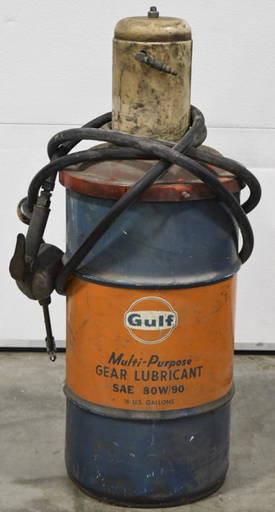 Vintage Gulf Oil Service Station Lubester (#10236) on Jan 19, 2023 ...