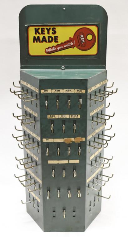 Vintage Keil Keys Metal Countertop Store Display (#10293) on Jan 19 ...