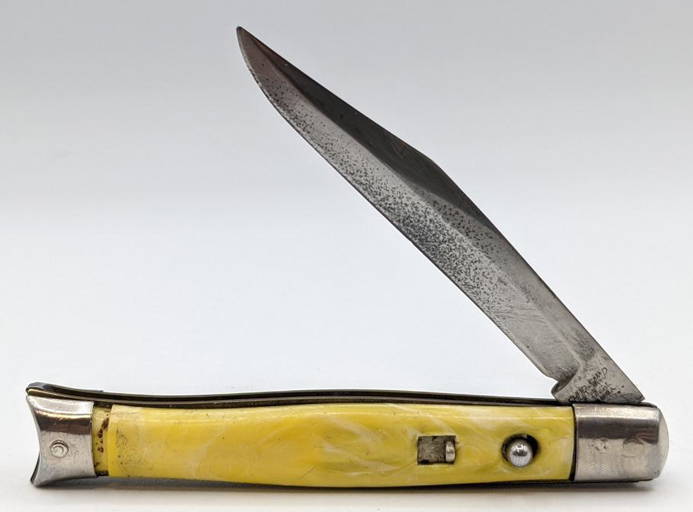1950's Shur Snap Colonial Fishtail Switchblade