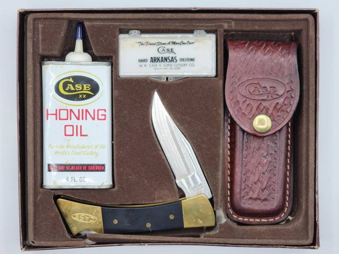 1981 Case Xx Lockback Hunter Gift Set