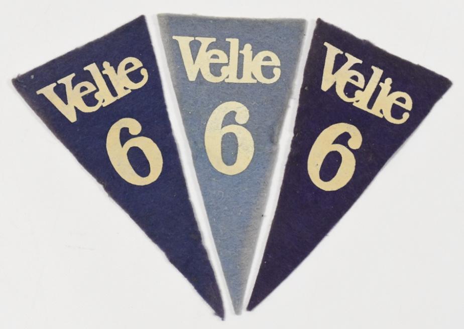 1914-1928 John Deere Velie 6 Automobile Pennants Auction