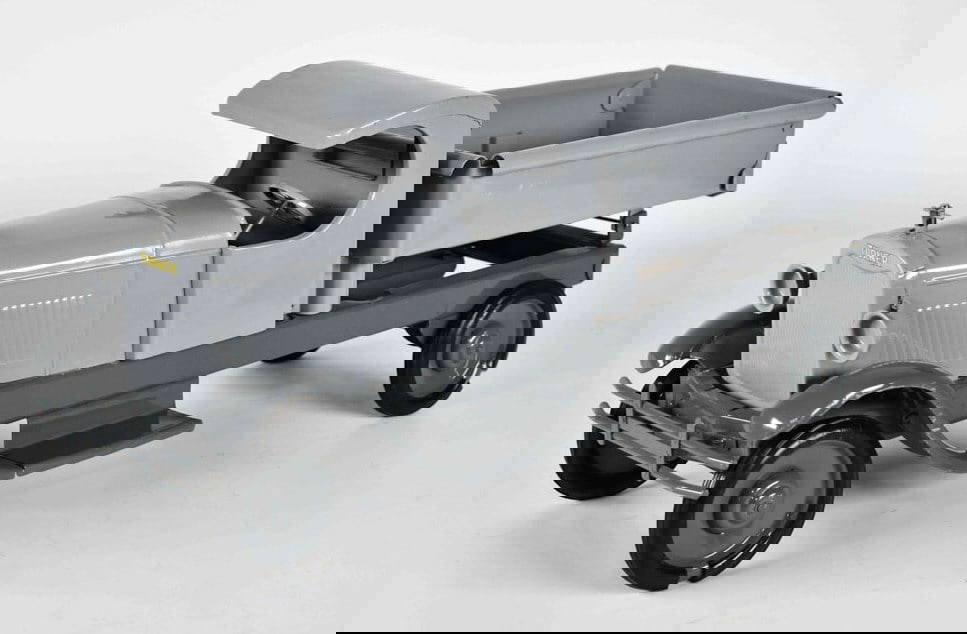 Large Restored Turner Dump Truck Auction