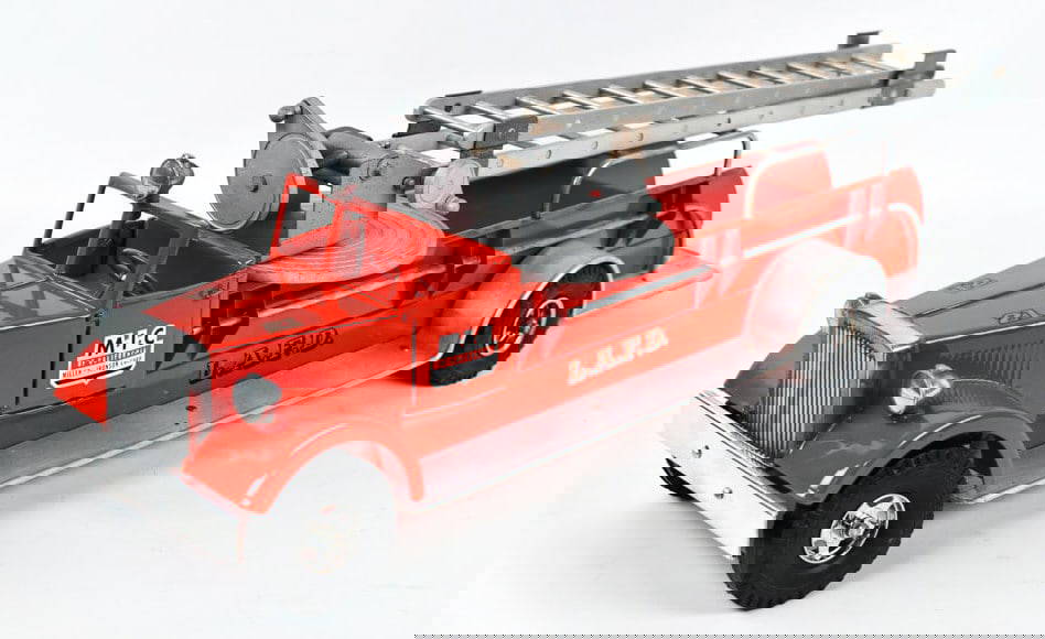 Restored Smith Miller Mic Lafd Aerial Ladder Truck Auction