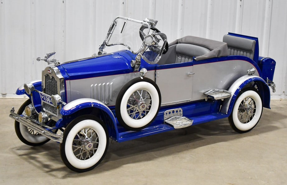 American National Packard Electric Pedal Style Car