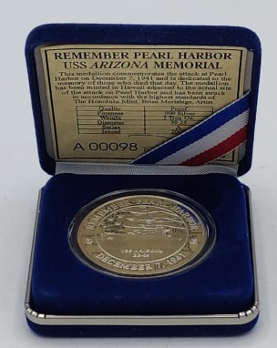 2009 Rememer Pearl Harbor Uss Az Memorial Coin
