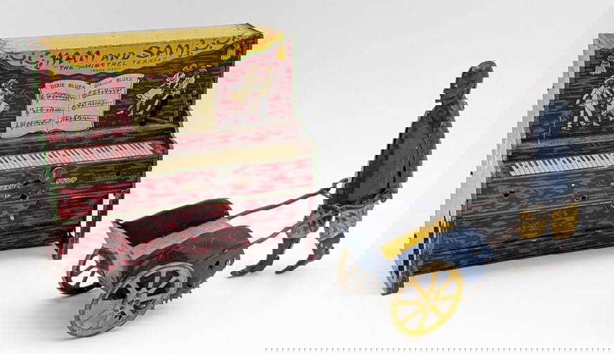 Strauss Ham & Sam Piano + Tip Top Porter