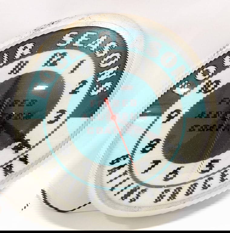 Vintage Four Seasons Lighted Advertising Clock Auction