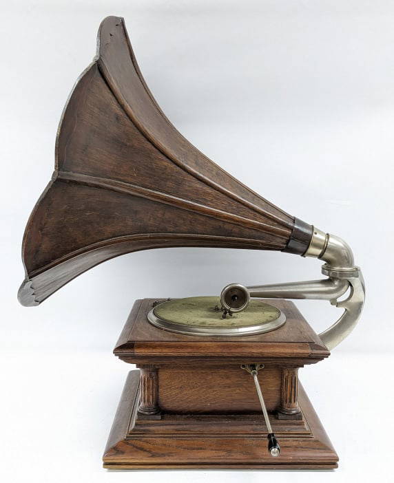 Columbia Graphophone Disc Phonograph W/ Wood Horn Auction