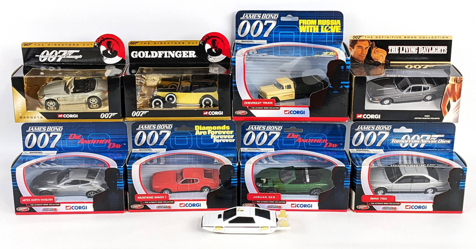 (9) Corgi James Bond 007 Die-cast Replica Vehicles Auction