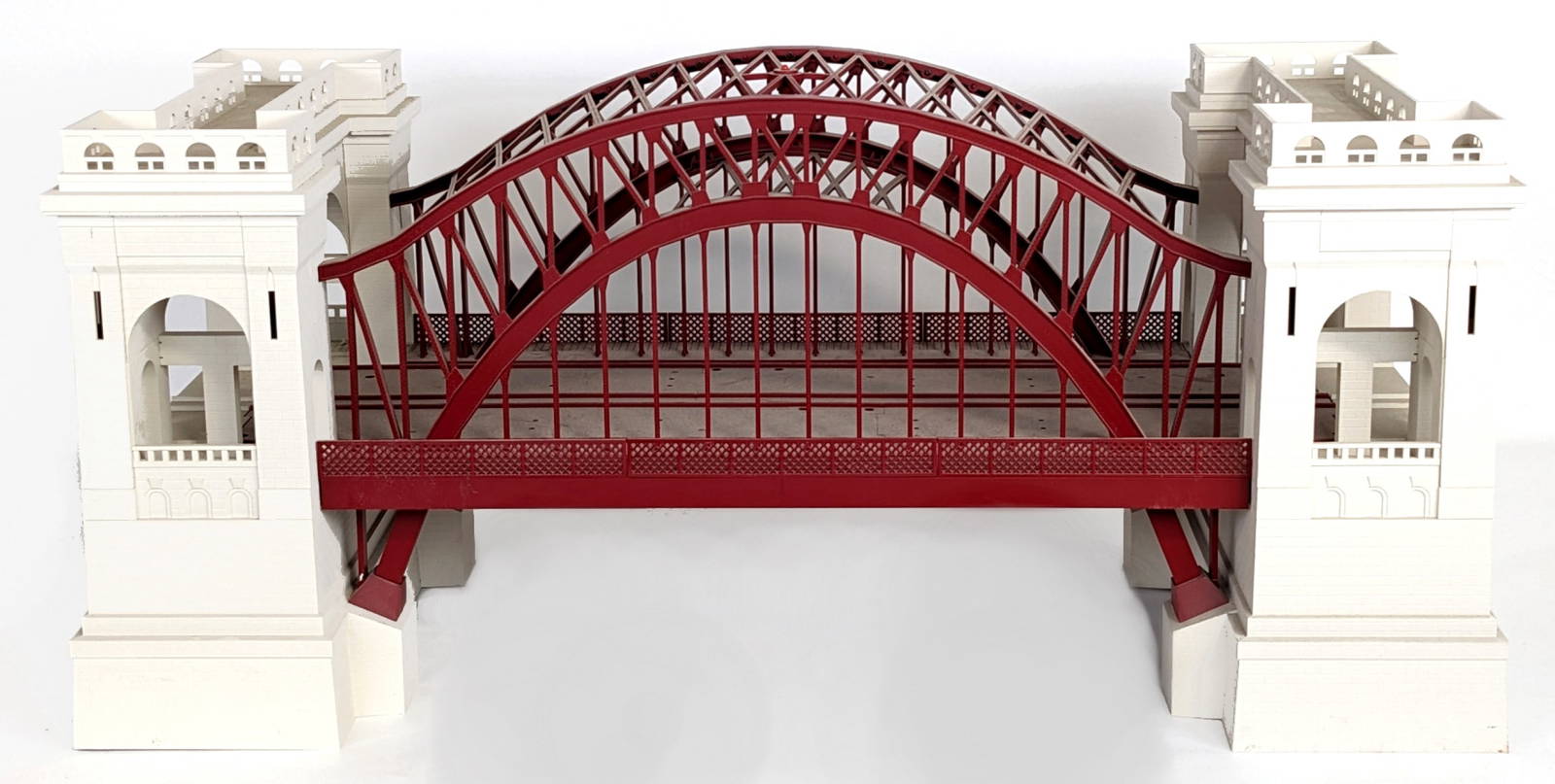 Mth Railking Hell Gate Bridge - Jun 29, 2025 | Kraft Auction Service In In