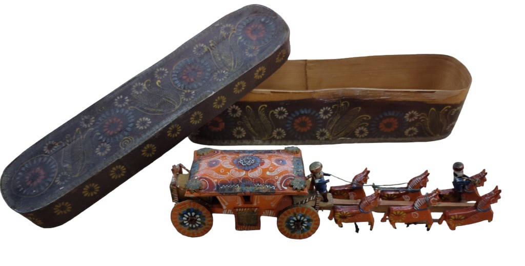 German Wood Carriage Toy & Box Berchtesgaden Auction