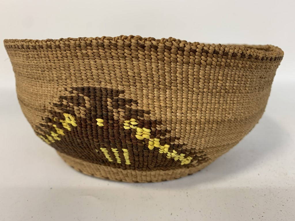 Klamath Modoc Soft Twined Basket Native American Auction