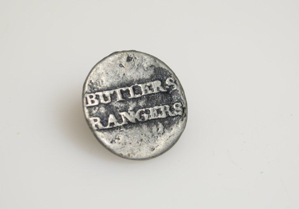 175: American Revolution Butler's Rangers Button 1777