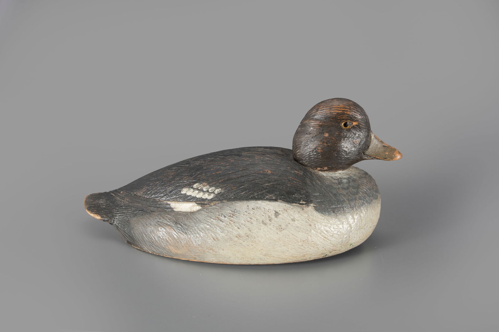 Goldeneye Hen Decoy By Peter M. Pringle (1878-1953) Auction