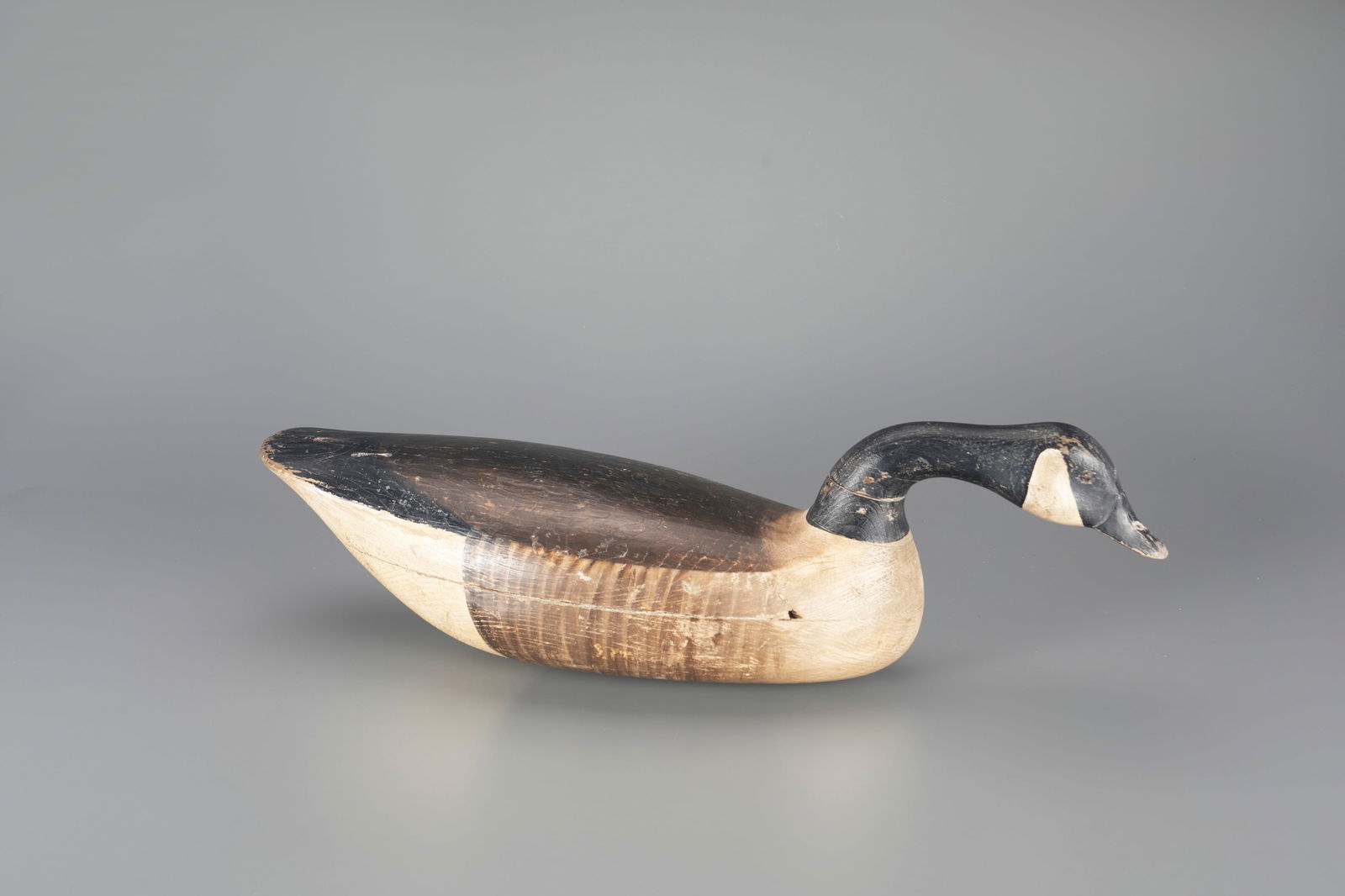 Swimming Goose Decoy By Harry V. Shourds (1861-1920) Auction