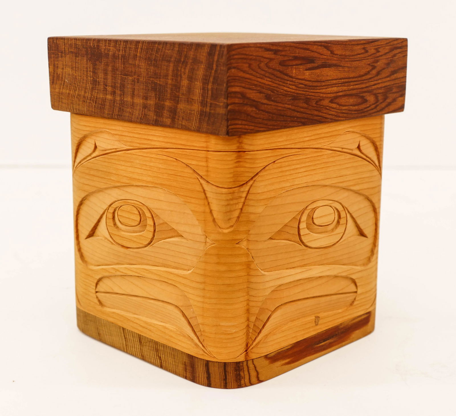 Richard Sumner (b.1956 Kwakiutl) Eagle Bentwood Box - Jun 25, 2020 ...