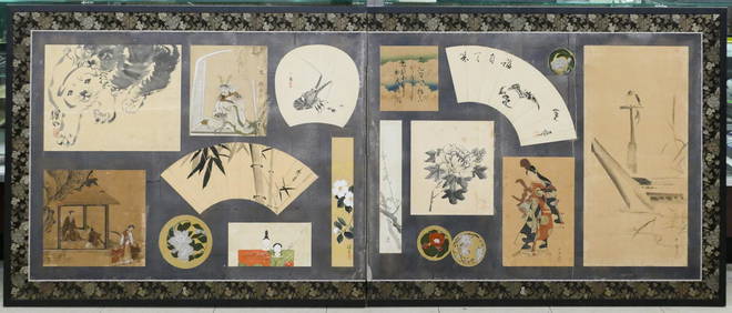 A Meji period Japanese ivory fan with gold figural deta - Feb 25, 2013 ...