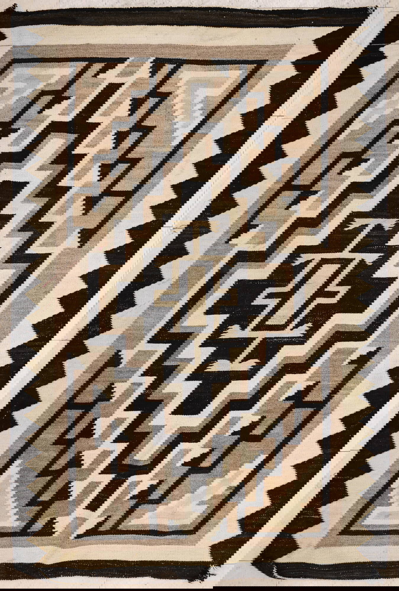 Old Navajo Diamond Pattern Wool Rug Auction