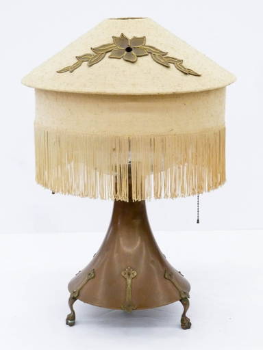 Antique Capitol Tabletop Phonograph Lamp 29''x19''.