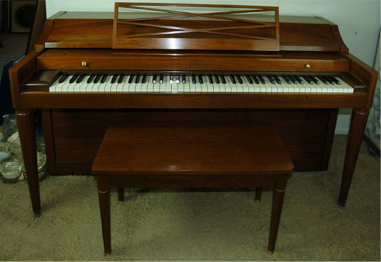BALDWIN MID CENTURY PIANO - Aug 18, 2013 | Los Angeles Auctioneers in CA