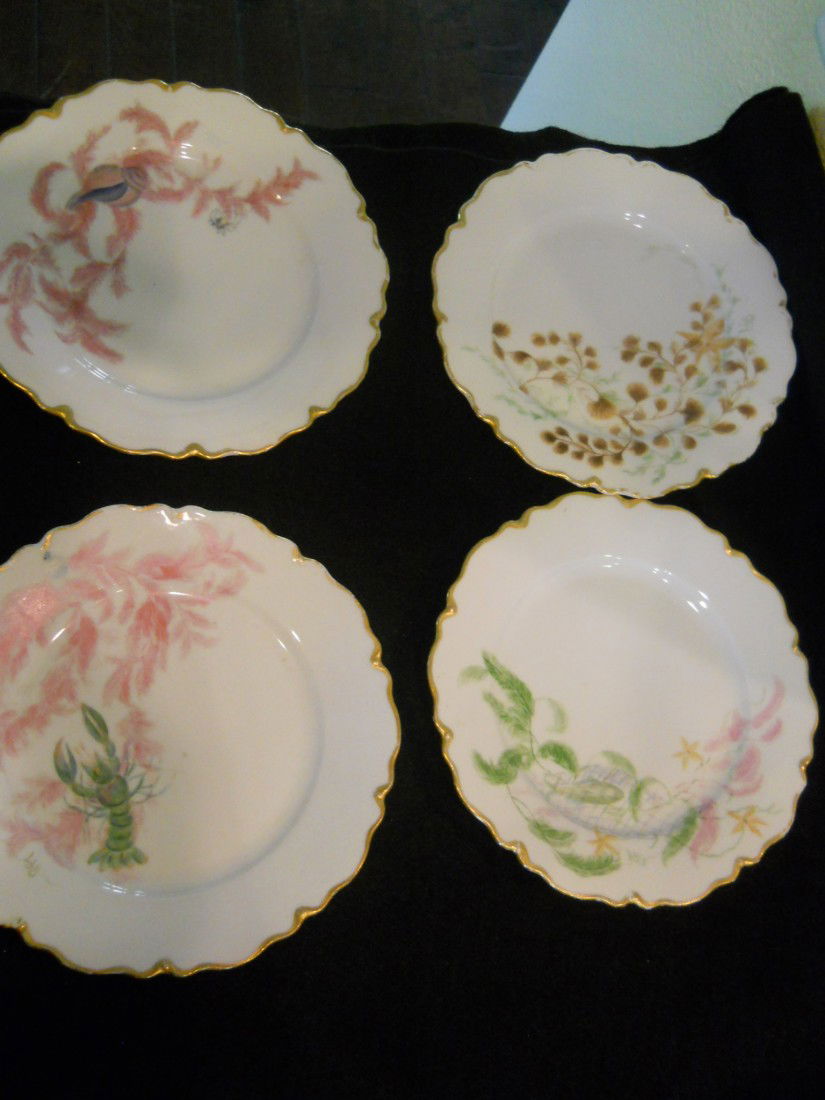 Set Of 4 Plates Vintage