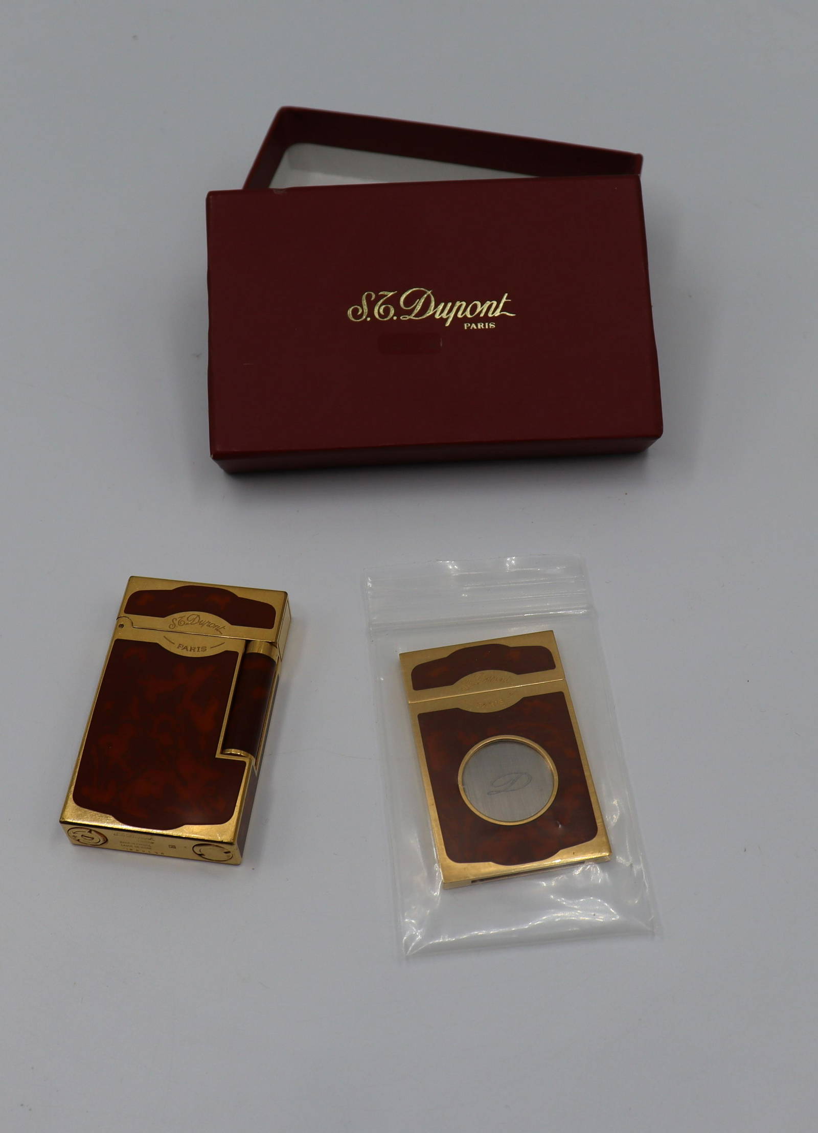 S.t. Dupont Paris Red Lacquered Wood And Gold Lighter And Cigar Cutter ...
