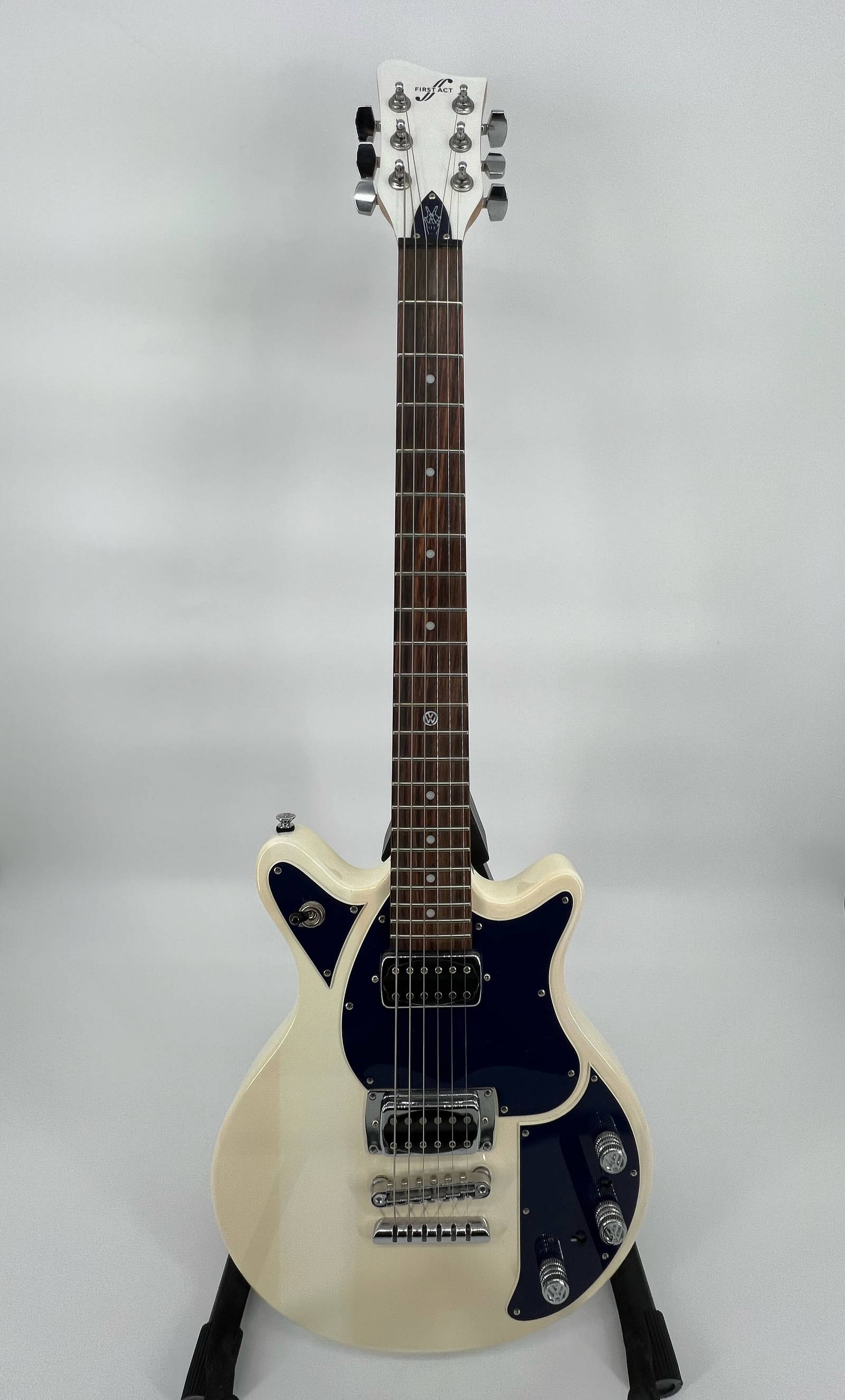 First Act Vw Garage Master Electric Guitar Auction