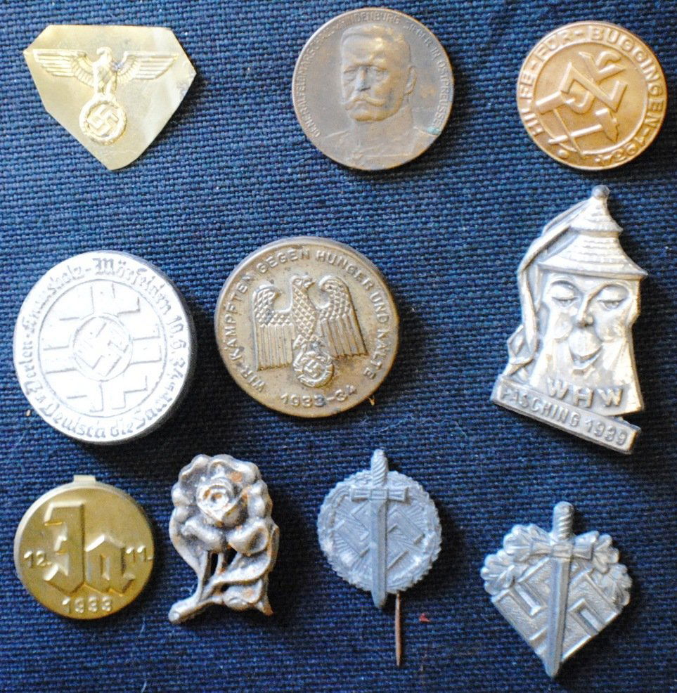 Lot of 10 German Nazi original badges and pins - Sep 22, 2013 | Arus ...
