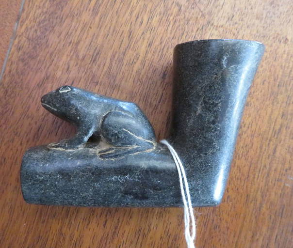 Frog Effigy Elbow Pipe