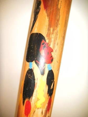 Wood Quiver And Six Arrows