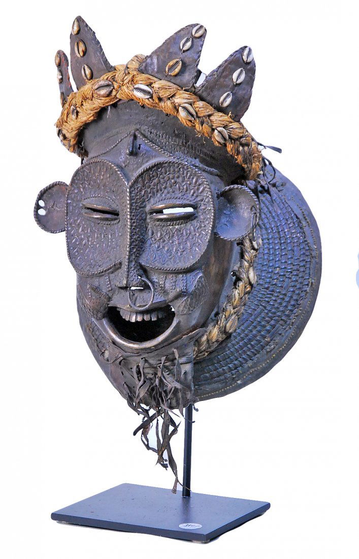 STYLE OF TIKAR PEOPLE CAMEROON