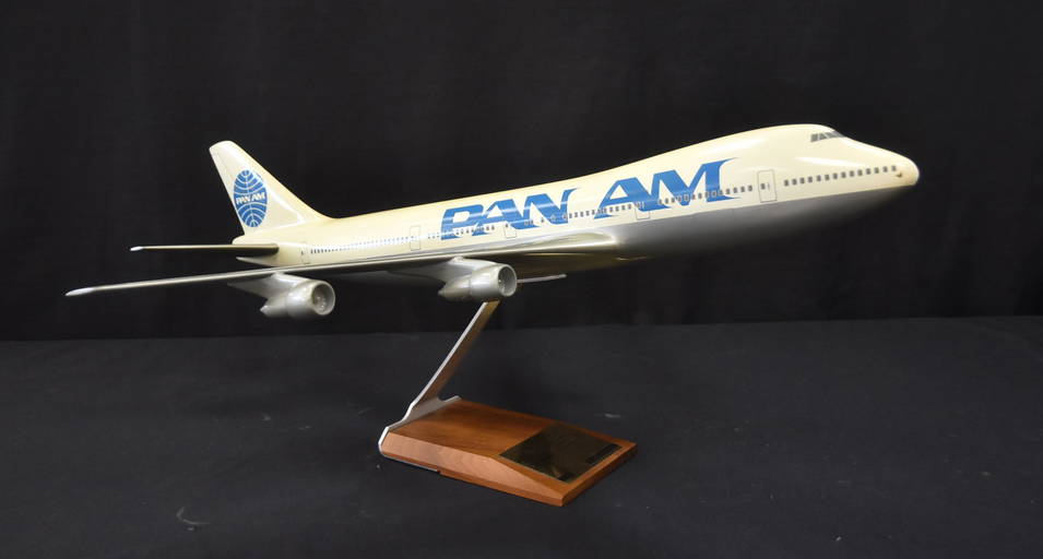 Vintage Pan Am Boeing 747 Model Airplane
