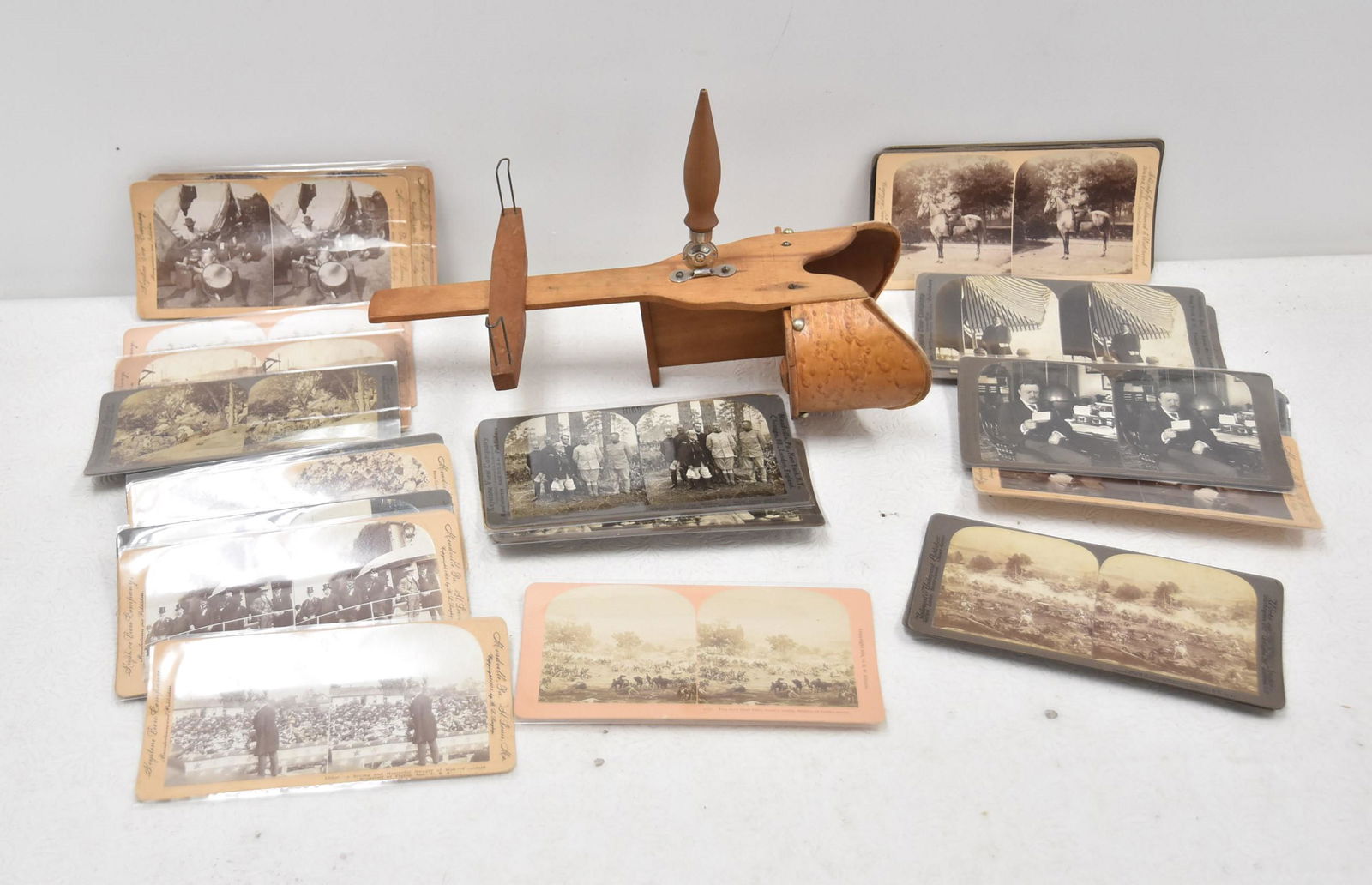 (32) Important Stereo View Photograph Cards