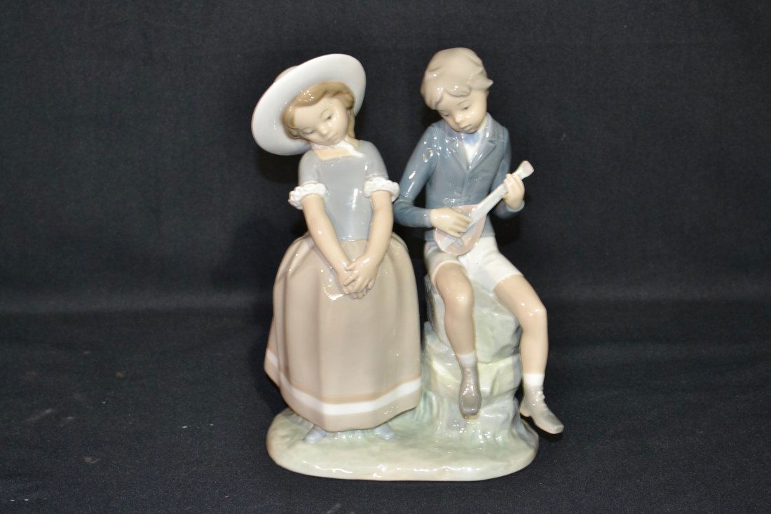 213: LLADRO BOY PLAYING MANDOLIN WITH GIRL