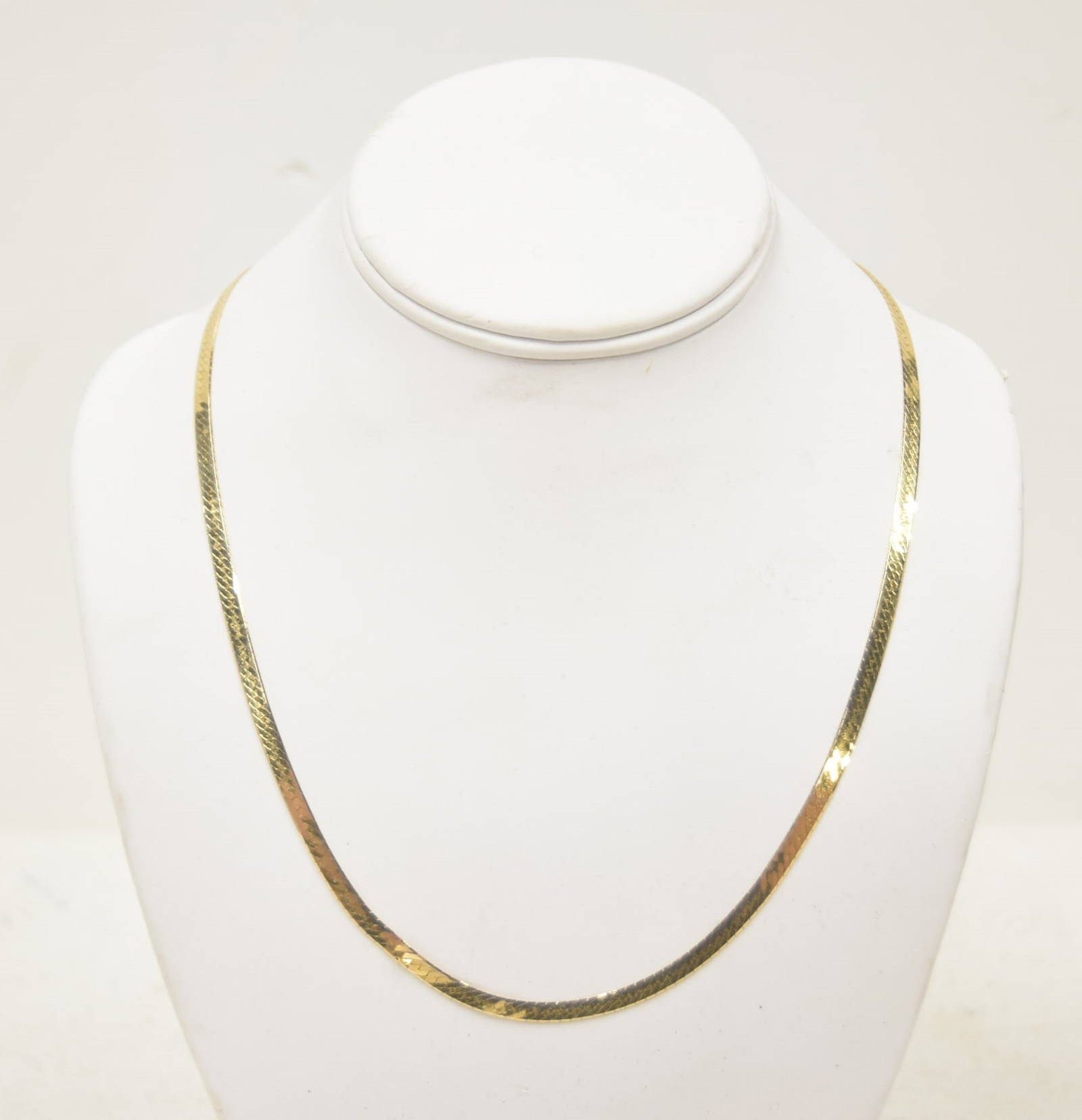 24" Italy 14kt Yellow Gold Snake Chain Auction