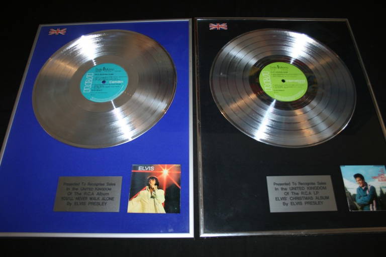 Elvis Silver Discs