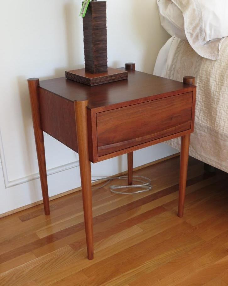 Thomas Moser Walnut 1 Drawer Side Table Auction