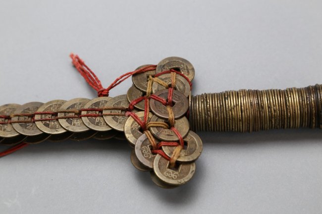 Antique Chinese Money Coin Sword Antique Chinese Bronze : Lot 2