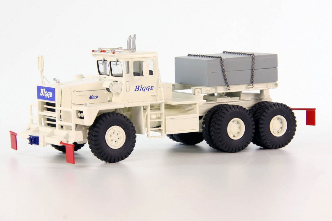 222: Mack M45-SX Heavy Tow