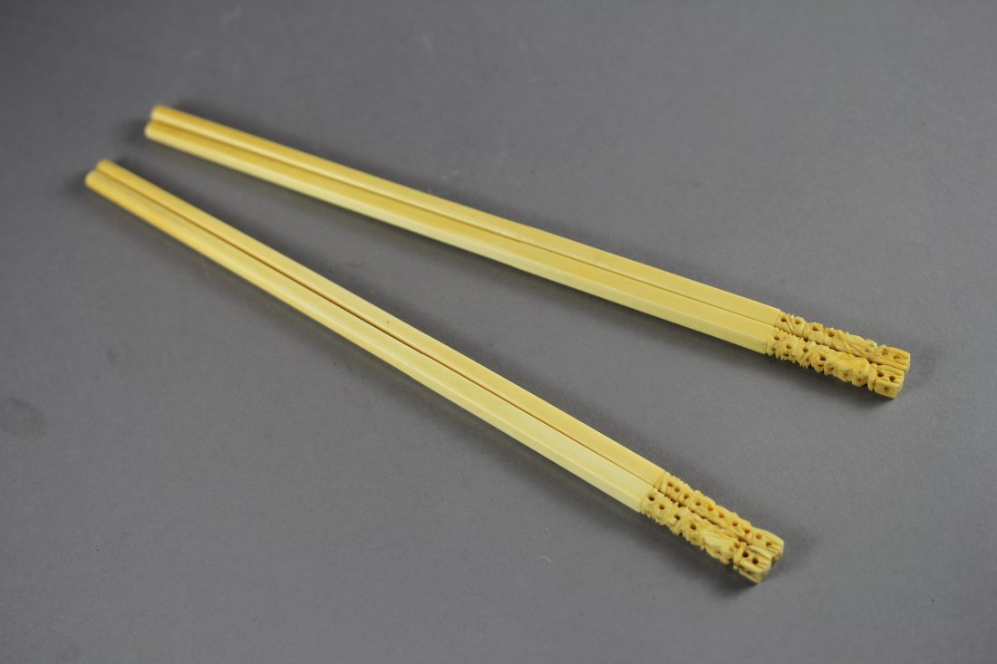 TWO PAIRS OF IVORY CARVING CHOPSTICKS